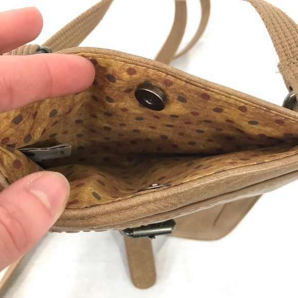 Sherpani | Bags | Sherpani Piper Leather Crossbody Small Purse Bag ...